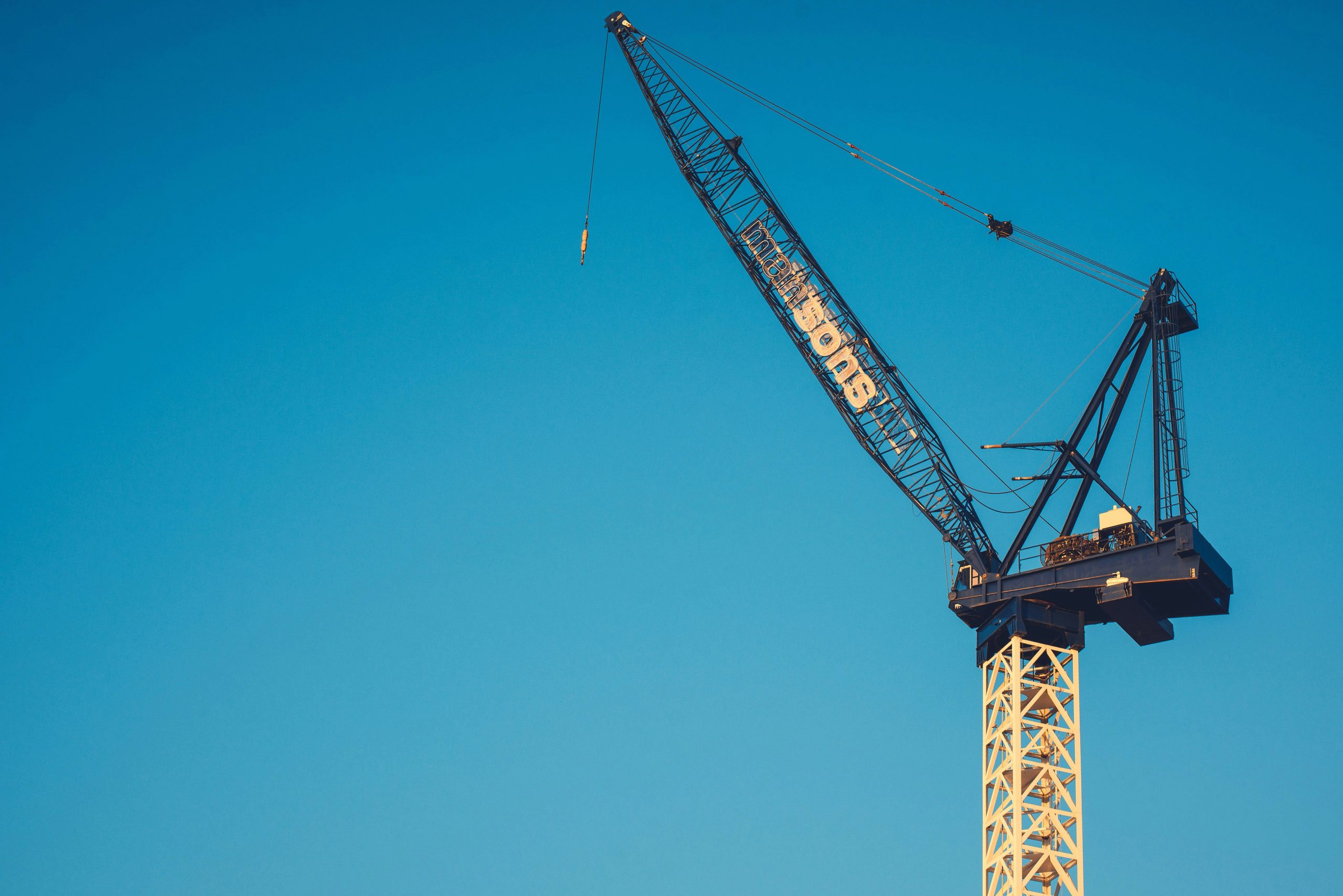 Choisir la Mini Grue Idéale Pour Vos Chantiers - L'actu Business